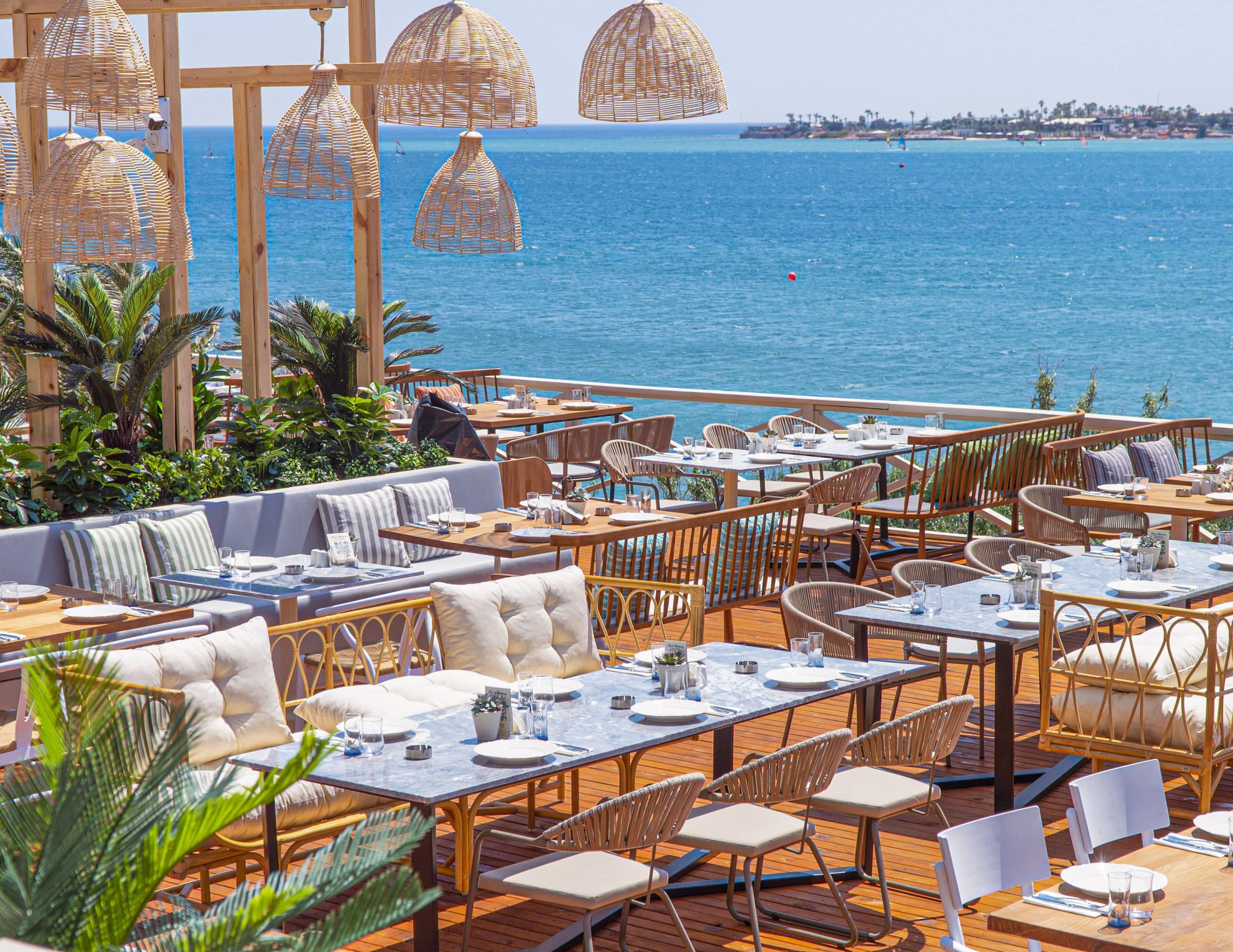 Cabbar Port | Alaçatı – BMS Mobilya